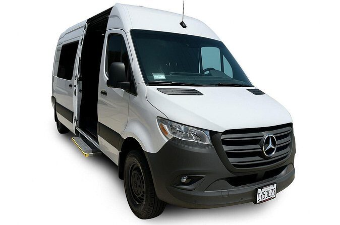 Los Angeles Private Transfers to LAX - Who Is This Transfer Best For?