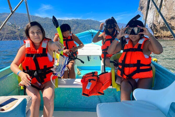 Los Arcos Snorkeling & 5 Island Adventure - Relaxing at Mismaloya Beach After the Tour