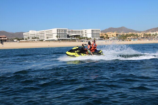 Los Cabos Jetski Experience 30 Minutes With Hotel pickup - Who Is This Tour Best Suited For?