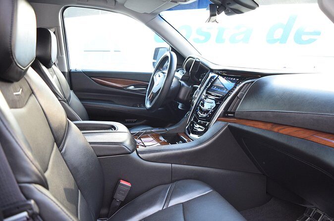Los Cabos Luxury Escalade Roundtrip Airport Transfer - Who Should Consider This Service?