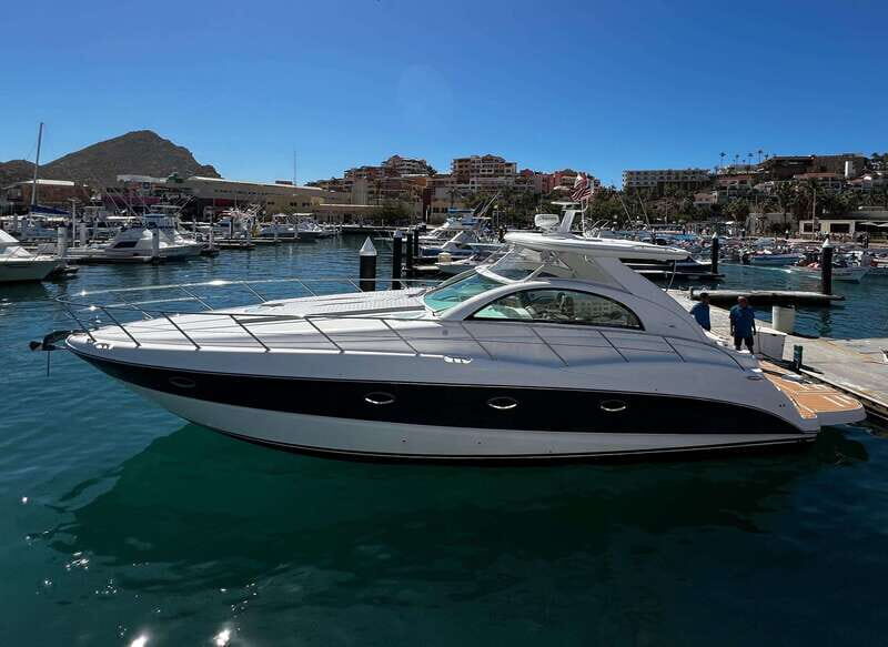 LOS CABOS: PRIVATE BAY AND ARCH TOUR. LUXURY YACHT - Why This Tour Offers Great Value
