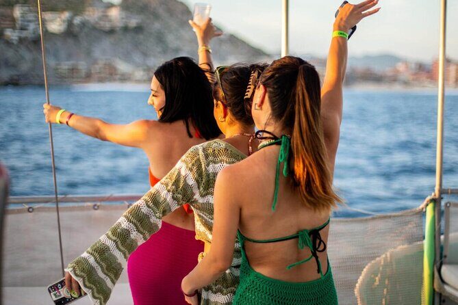 Los Cabos Sunset Party Cruise - Who Should Consider This Tour?