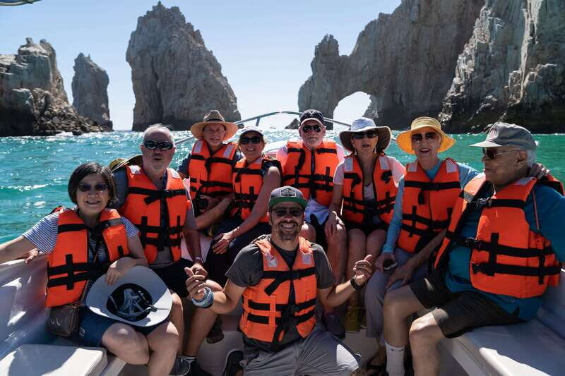 Los Cabos: Whale Watching (Transport and Pictures Included) - Why Choose This Whale Watching Tour?