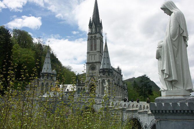 LOURDES : COME FOR A DAY - Private Day-trip from PARIS by High Speed Train - Key Points