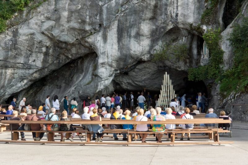 Lourdes: Private Guided Tour in the Sanctuary - An In-Depth Look at the Lourdes Private Guided Tour