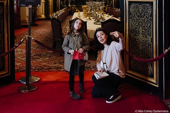 Louvre for Families - The Guides: What Sets Them Apart?