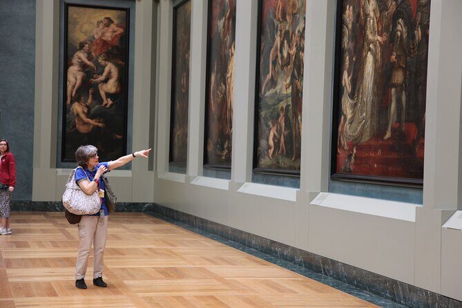 Louvre Museum Private Guided Tour with Access - In The Sum Up