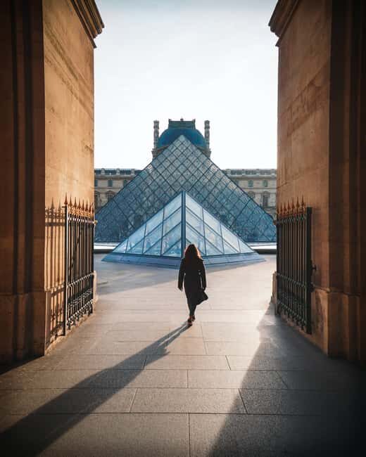 Louvre : Tuesday Exterior Walking Tour with Guide - What the Reviews Say