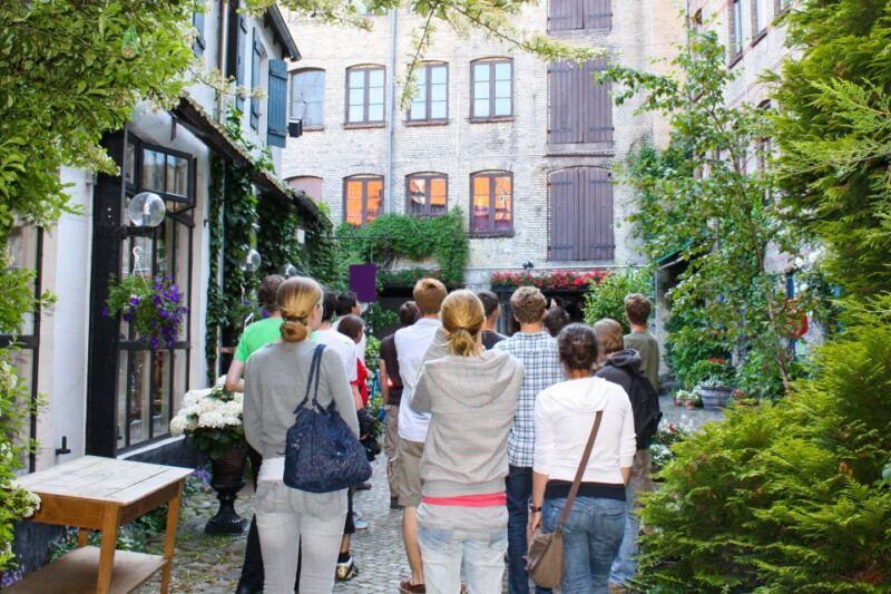 Lübeck: Entertaining Tour Through Hidden Courtyards - FAQ  