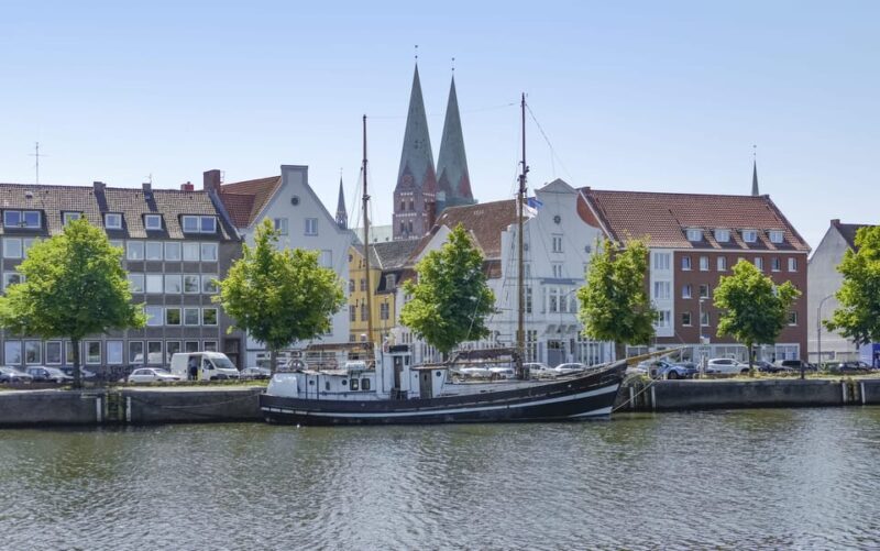 Lübeck: Express Walk with a Local - The Breakdown of the Itinerary  