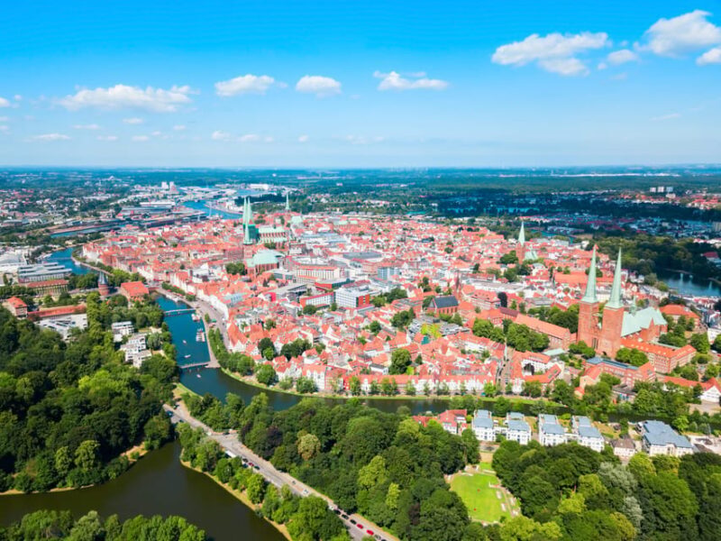 Lübeck: Express Walk with a Local - Who Should Consider This Tour?  