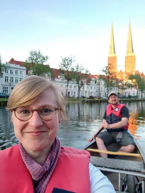 Lübeck's old town by canoe: explore and circumnavigate on your own - The Experience from a Practical Perspective