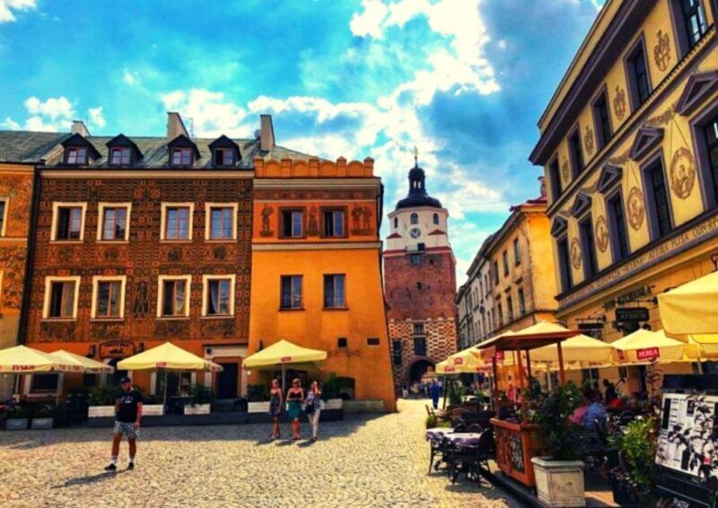 Lublin & Majdanek Small-Group Tour from Warsaw with Lunch - Key Points