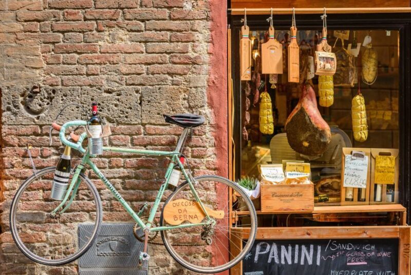 Lucca: Guided Food Walking Tour with Tastings - An In-Depth Look at the Lucca Food Tour