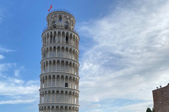 Lucca tour and Pisa Tower + WineTasting by van from Livorno Port - Key Points