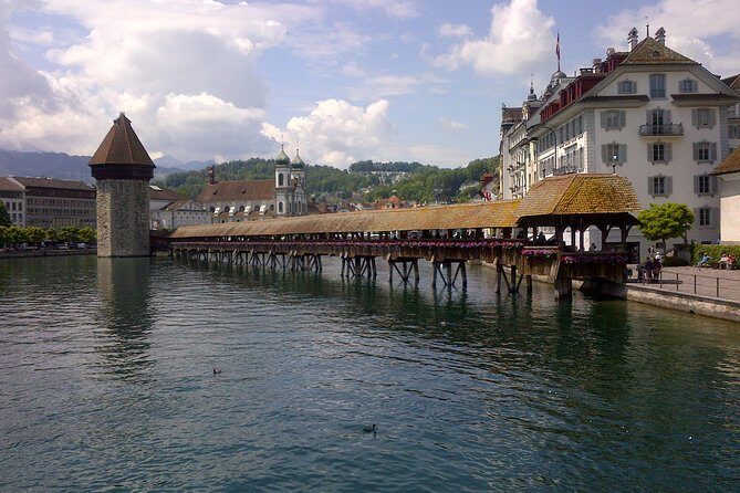 Lucerne Half-Day Small Group Walking Tour incl. Lake Cruise - What to Expect During the Tour