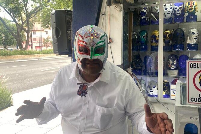 Lucha Libre and Mariachi - Is This Tour Right for You?