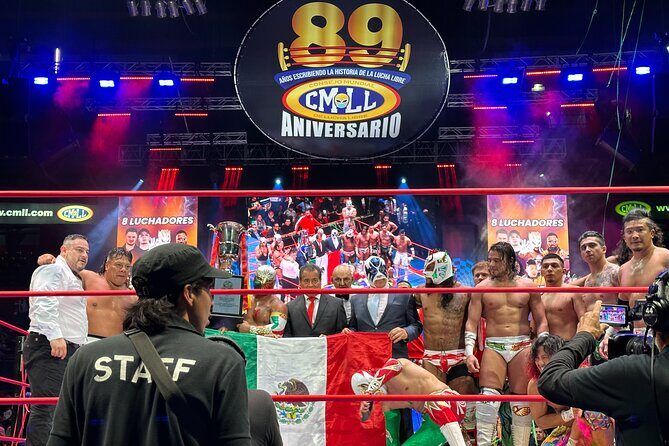 Lucha Libre VIP EN Front Row at Arena México - An In-Depth Look at the Tour