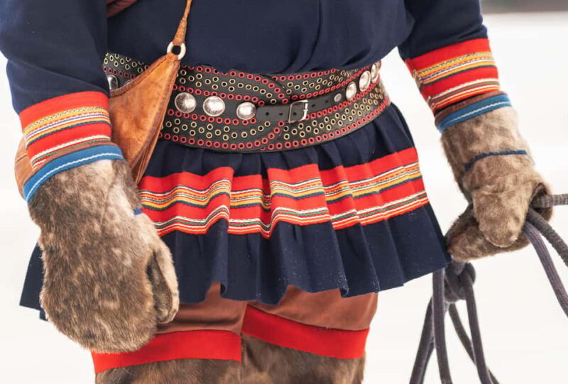 Luleå: Meet and Feed the Reindeer  Short Experience - Who Should Book This Tour?