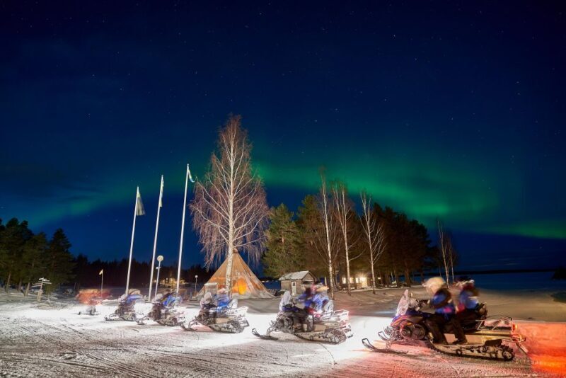 Luleå : Northern lights snowmobile tour - Key Points