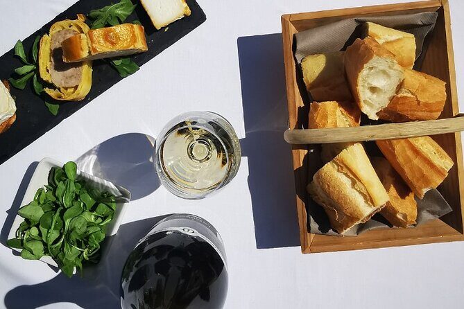 Lunch with Champagne & Ratafia champenois - Introducing the Lunch with Champagne & Ratafia Champenois Experience