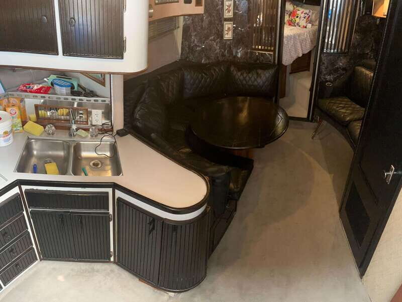 Luxurious 40ft Yacht Charter - The Itinerary and Experience