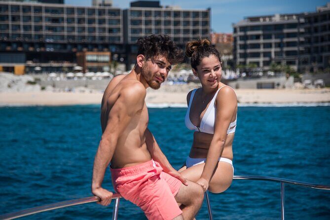 Luxury 42' Yacht Tour in Cabo for Snorkeling and Sunset - Booking and Cost