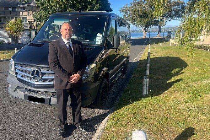 Luxury Auckland Private Tour in Modern Black Mercedes Tourer - Key Points