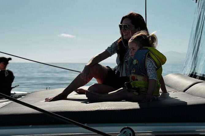 Luxury Catamaran Cruise, Dia Island Open Bar & Lunch -Top Rated! - The Itinerary: A Deep Dive