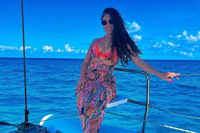 Luxury Catamaran to Isla Mujeres, Snorkeling, Buffet and Ice Bar - Who Is This Tour Best For?