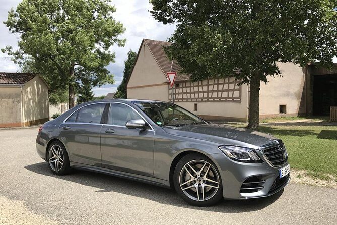 Luxury Chauffeur Car Melbourne Airport To CBD or city to airport - FAQs