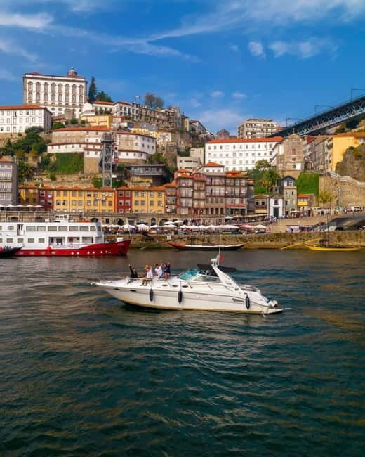 Luxury Douro Yacht Tour: Scenic Views & Complimentary Drinks - Who Should Consider This Tour?