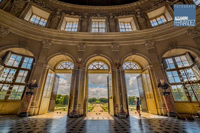 Luxury Evening Dining Experience at Chateau de Vaux-le-Vicomte - The Experience and What Sets It Apart