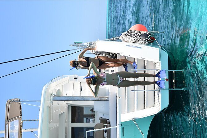 Luxury Experience in a Catamaran Platinum Sailing to Isla Mujeres - FAQ