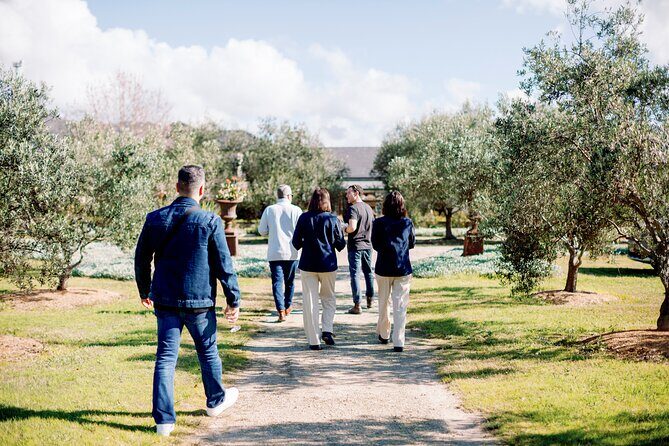 Luxury Hunter Valley Tour: 3 Tastings, Gin, Lunch & Chocolatier - Key Points