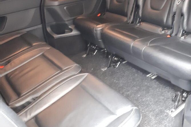 Luxury Minivan from Brussels airport to the city of Brussels - What You Can Expect from This Transfer Service