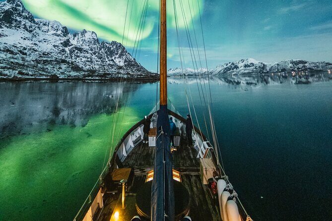 Luxury Northern Lights Yacht Cruise with Hot Tub from Tromsø - Detailed Review
