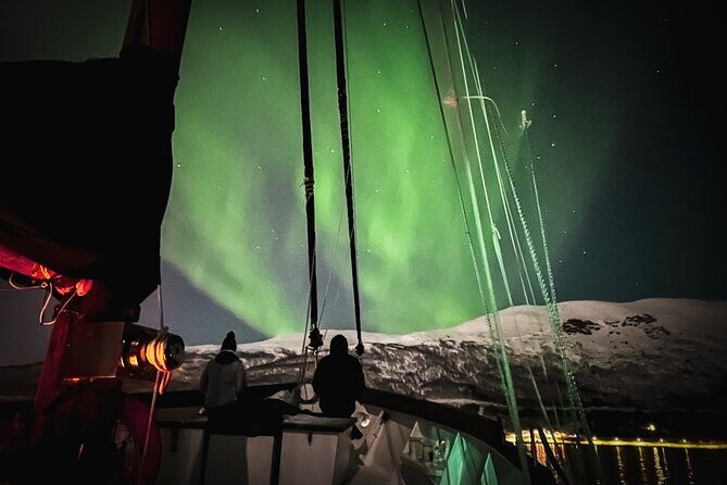 Luxury Northern Lights Yacht Cruise with Hot Tub from Tromsø - FAQs