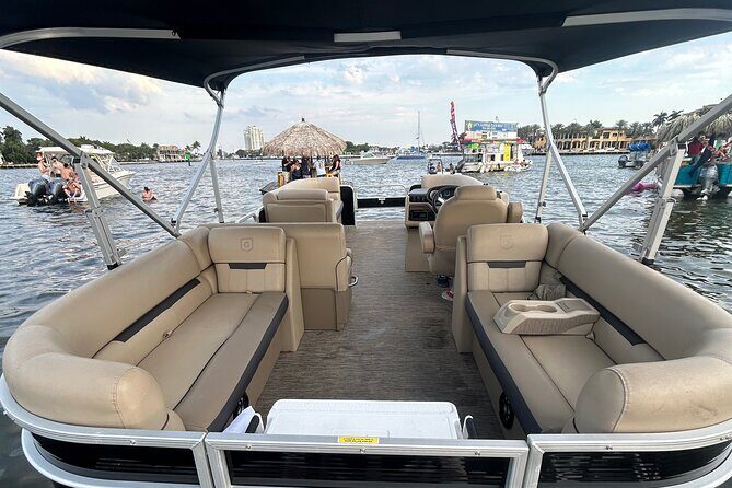 Luxury Pontoon Boat Rentals in Fort Lauderdale - Costs and What’s Included