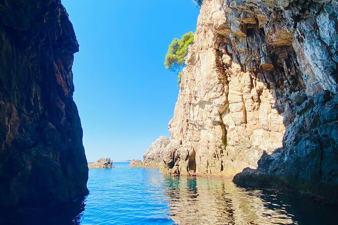 Luxury Private Boat Tour to Elaphiti Islands - The Captain and Crew