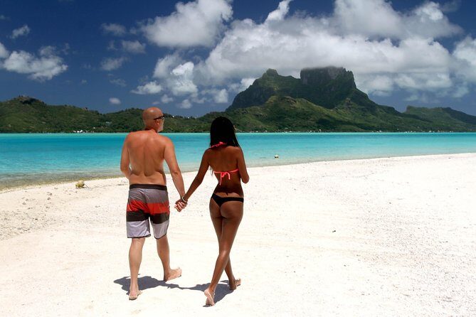 LUXURY PRIVATE Catamaran : Full-Day Sail & Polynesian Motu Lunch - Key Points