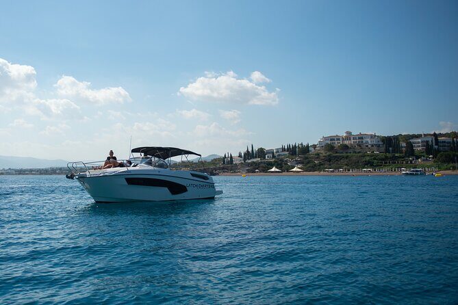 Luxury Private Charter on a Karnic SL800 to Blue Lagoon & more... - The Experience in Detail