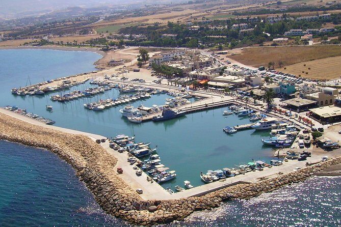 Luxury Private Motor Yacht Jeanneau NC33 to Blue Lagoon & more... - Setting Sail in Style: What to Expect