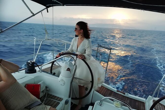 Luxury Private Sunset Cruise in Barcelona  Open Bar Included - Practical Details