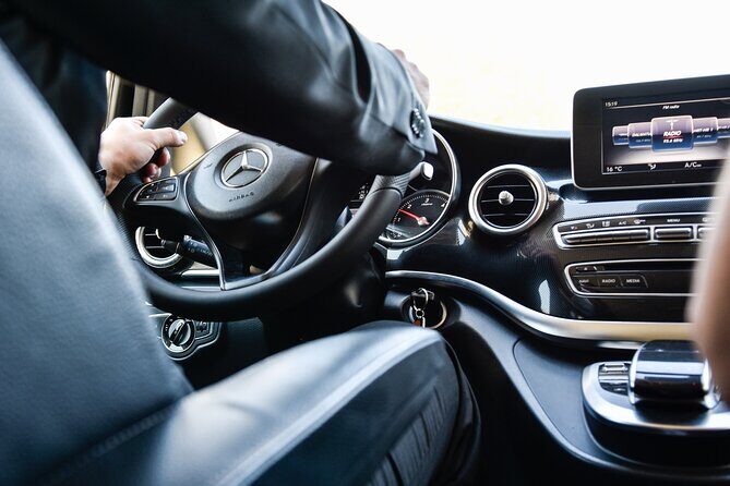 Luxury private transfer Split - Dubrovnik with lunch in Ston - Authentic Experiences and Personal Touches  