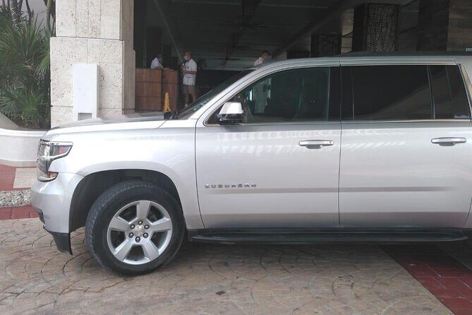 Luxury private transportation from CUN Airport to Puerto Aventuras & Akumal - The Sum Up