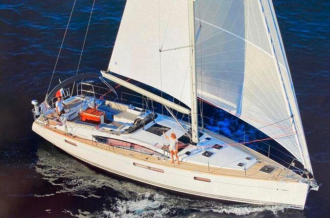 Luxury Sailboat 50 feet in Private for up to 9 People 4 hrs - The Sum Up: Who Will Love This?