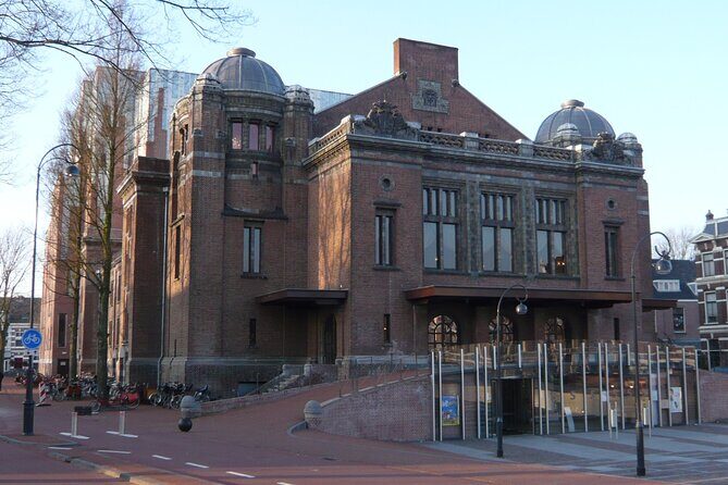 Luxury Shared Canal Tour with live guide - Who Should Book This Tour?