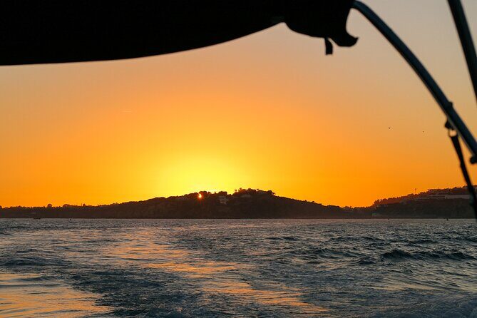 Luxury Sunset Cruise 3h - An In-Depth Look at the Experience