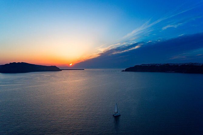 Luxury Sunset Cruise with Swim Stops, BBQ meals and Open Bar - An In-Depth Review of the Santorini Sunset Cruise